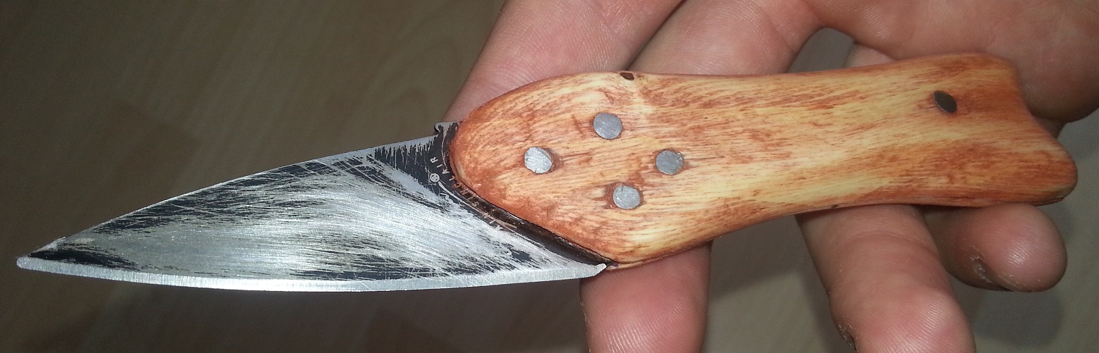 The Reclaimed Knife – CHRZ Engineering